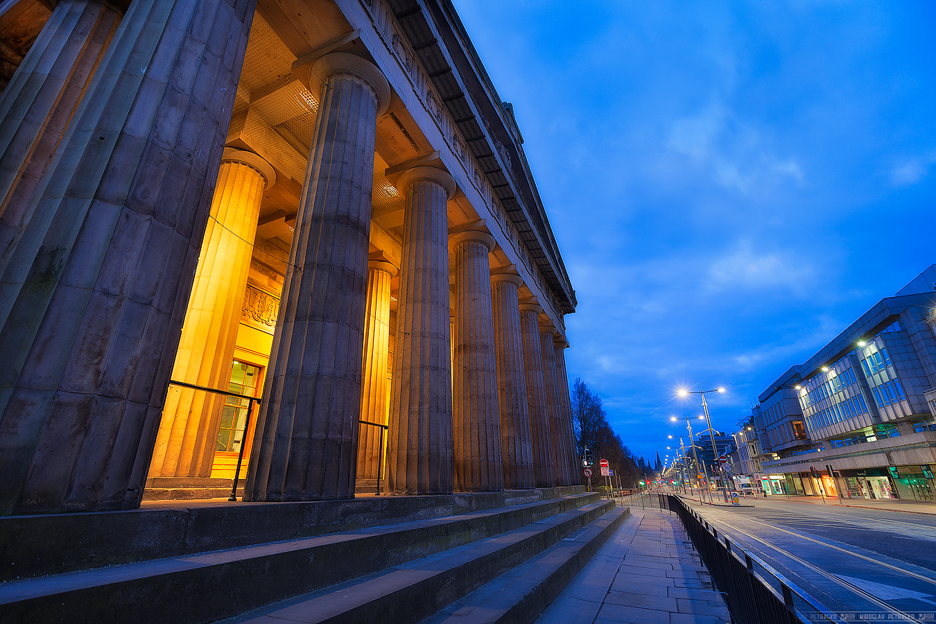 Early morning in Edinburgh - HDRshooter