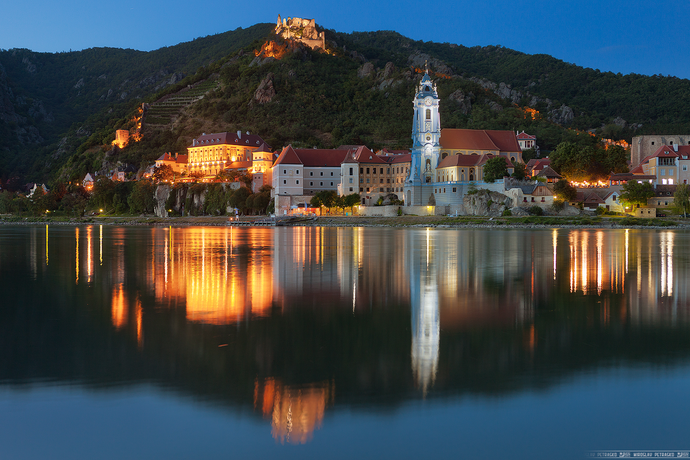 Durnstein Reflection - HDRshooter
