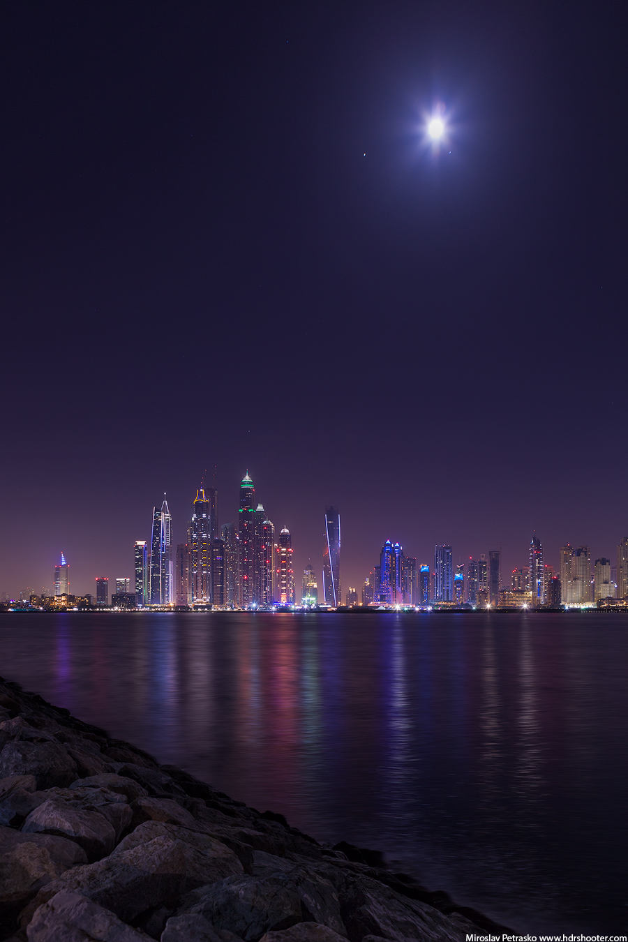 Moon over Dubai Marina - HDRshooter