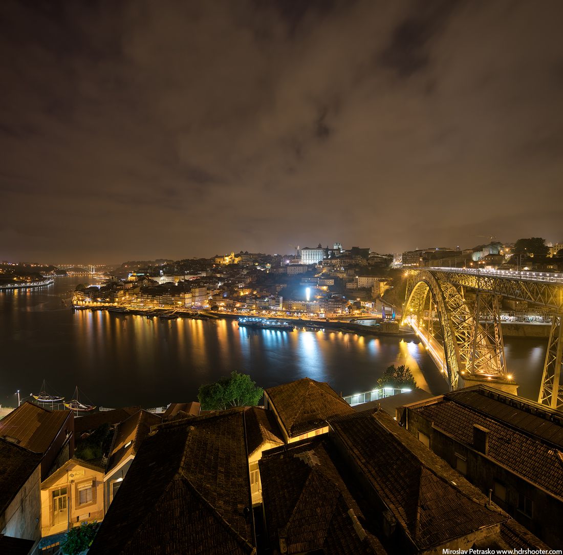 Night clouds over Porto - HDRshooter