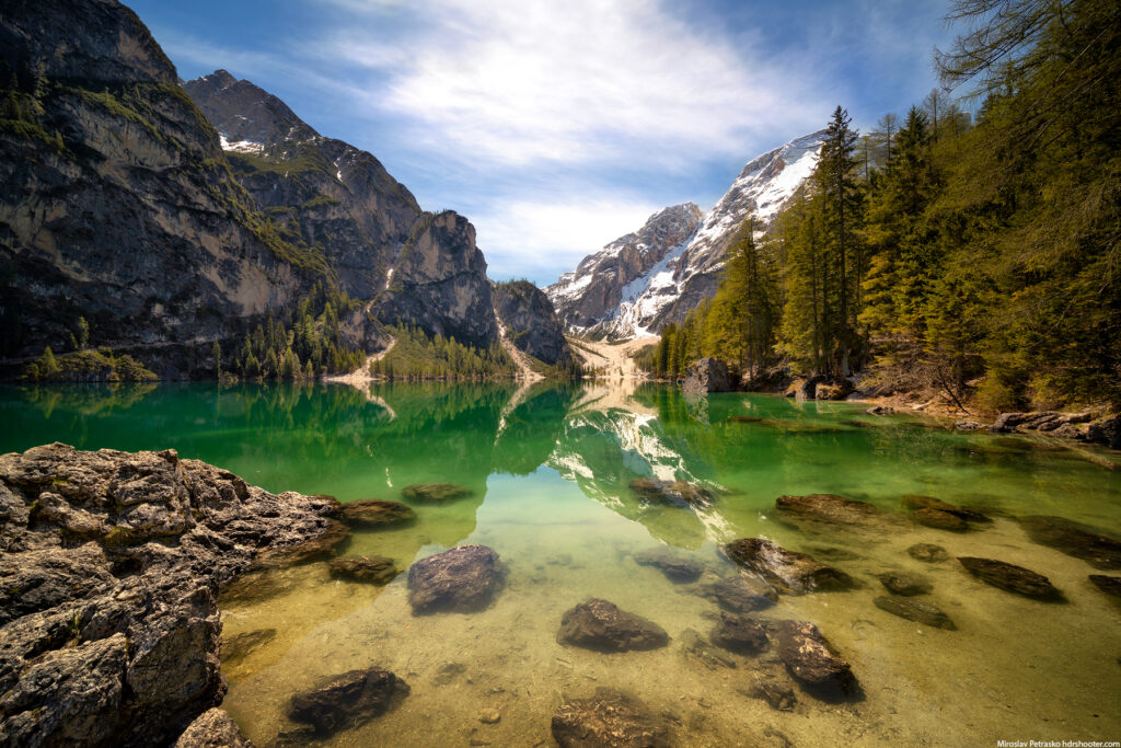 Lago di Braies reflection - HDRshooter
